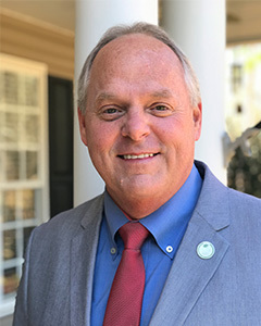 What's the Buzz? Get to Know Ken Smith